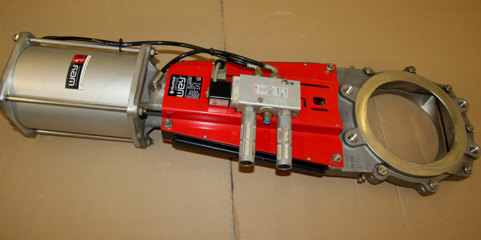 Used Wey Knife-gate valve DN200 pneumatic - Paul Groth